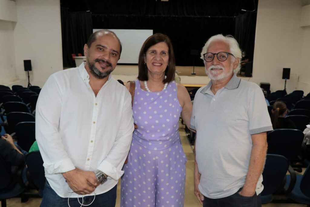 Homenagem da Seara da Ciência aos divulgadores de ciência Rubens de ...